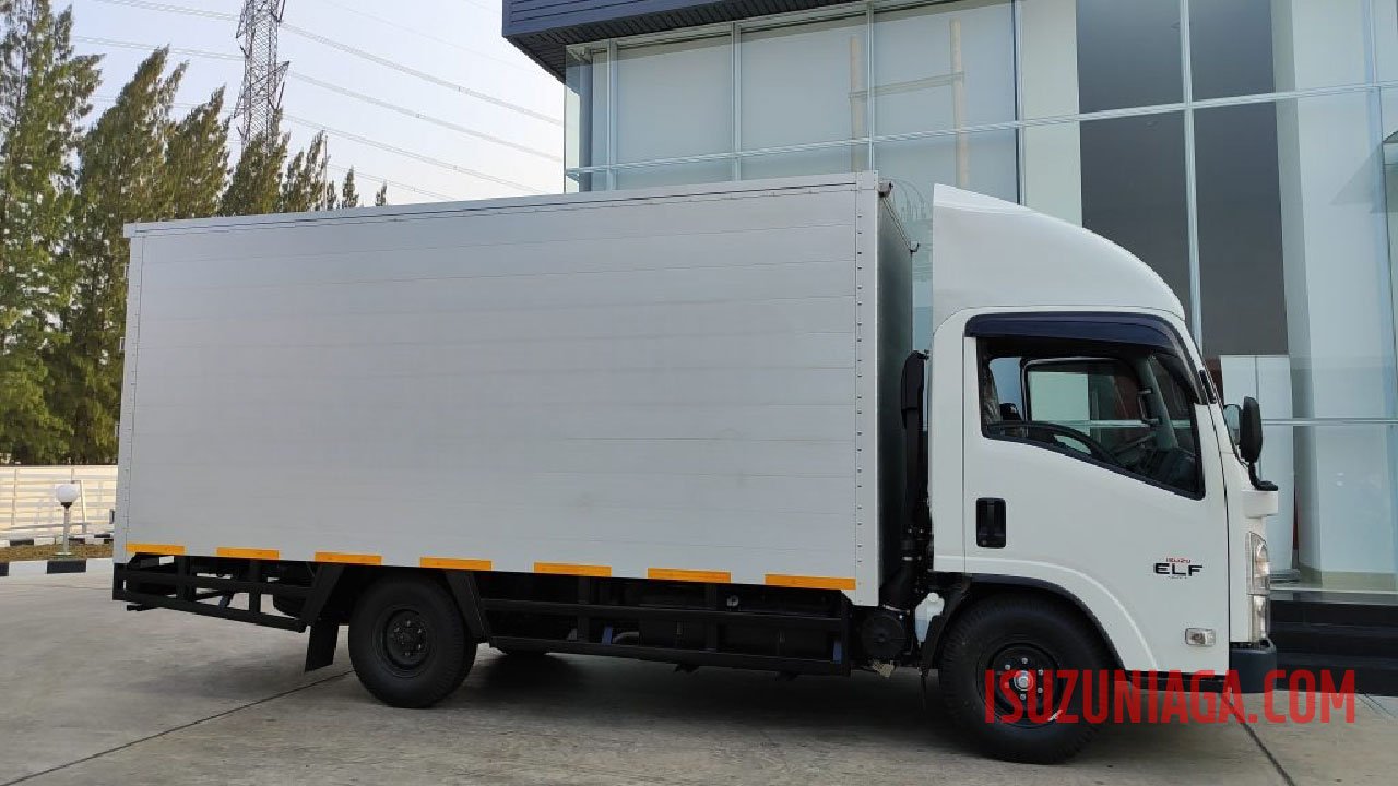 Spesifikasi dan Harga Isuzu NLR Long Box 4 Ban - Isuzu Niaga