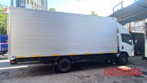 Harga dan Spesifikasi Truk Isuzu ELF NMR Box CDD 6 Ban - Isuzu Niaga