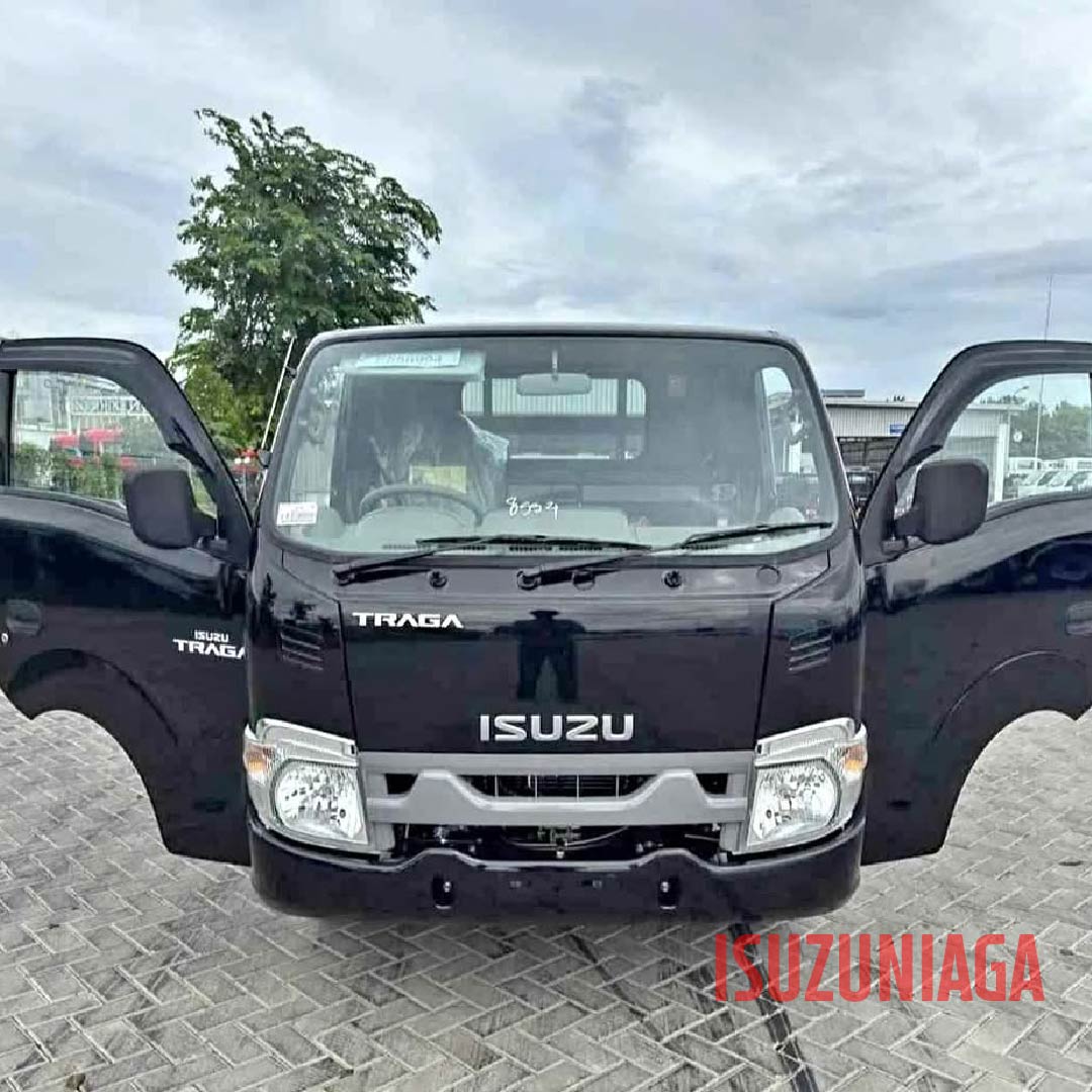 Isuzu Traga Black Premium, Warna Hitam Lebih Elegan dan Tangguh Untuk ...
